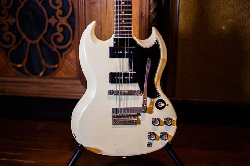 Joe's Vintage Guitars | Buying Rare and Collectible Guitars